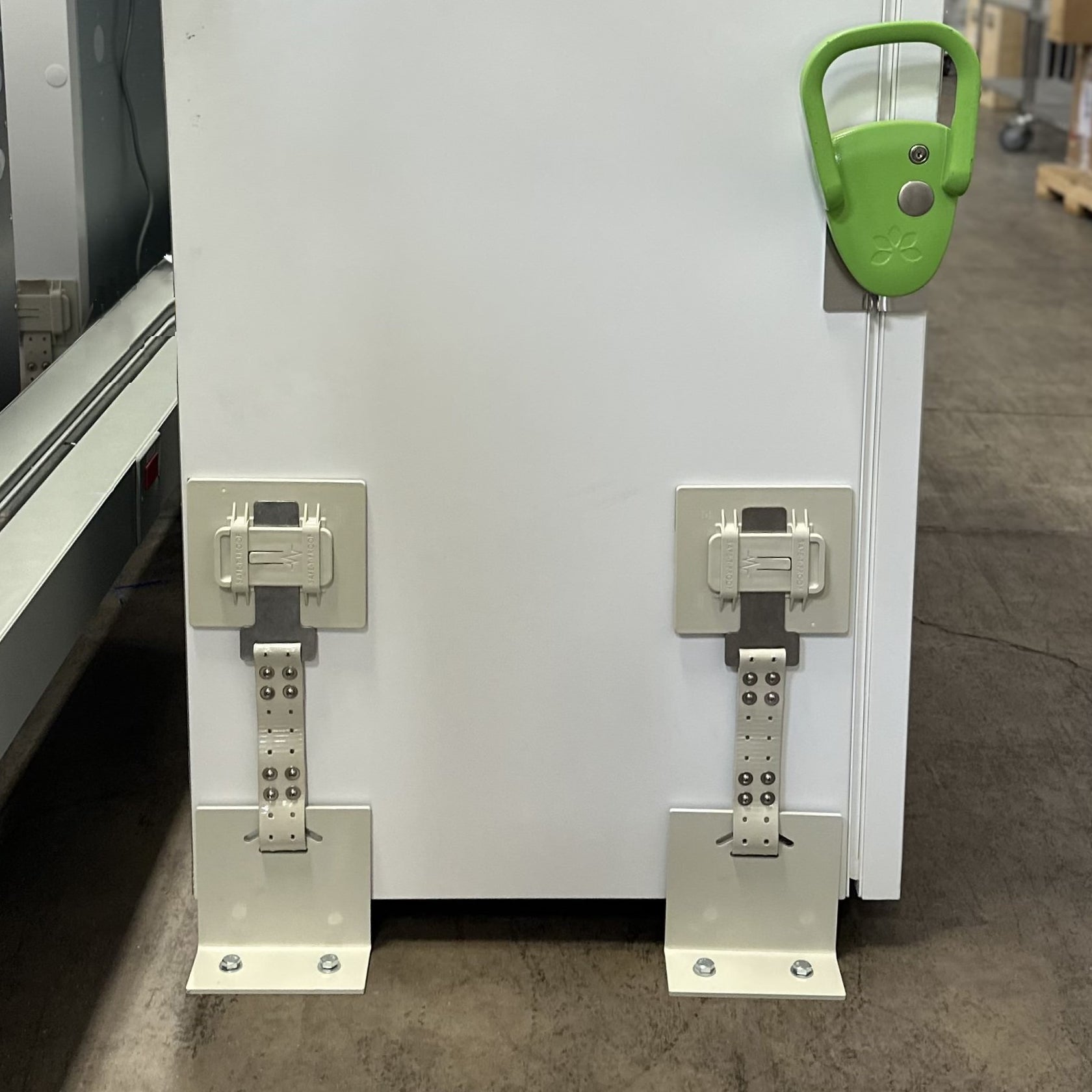 The BEAST: Extra Heavy Equipment Fastener (Floor Anchorage - Max 2000 ...